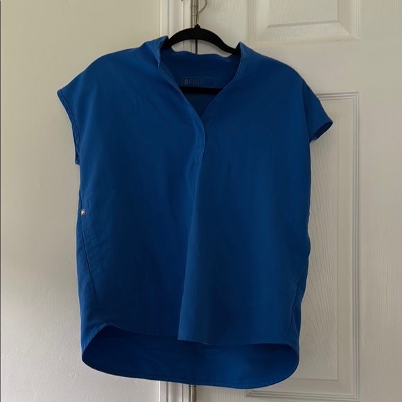 Figs | Tops | Figs Blue Asymmetrical Boxy Blouse With Cap Sleeves ...